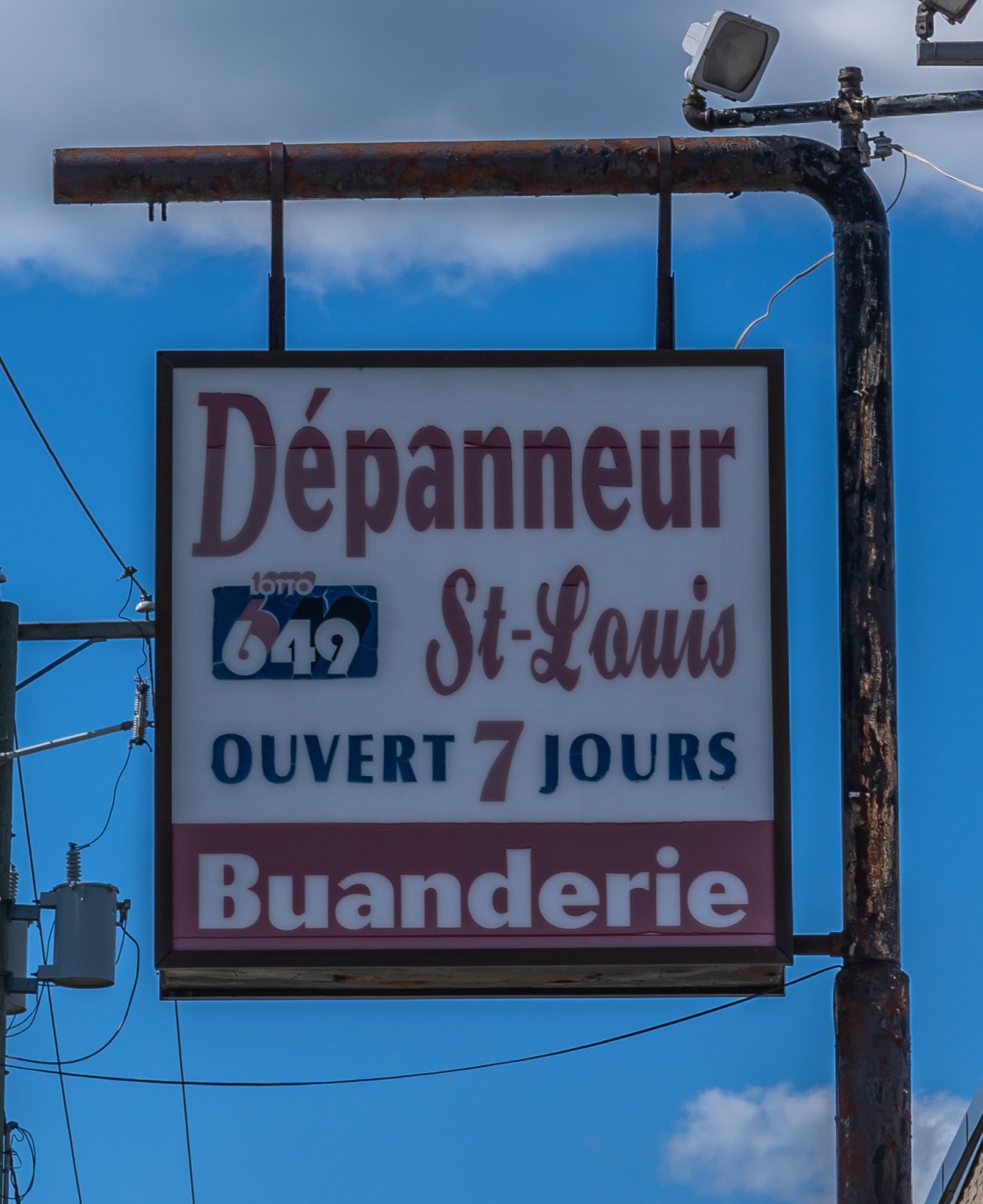 More How’s your French? Some Québec Signs | Miles Hearn